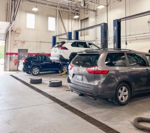 Toyota Service Centre | Aurora Toyota Dealership